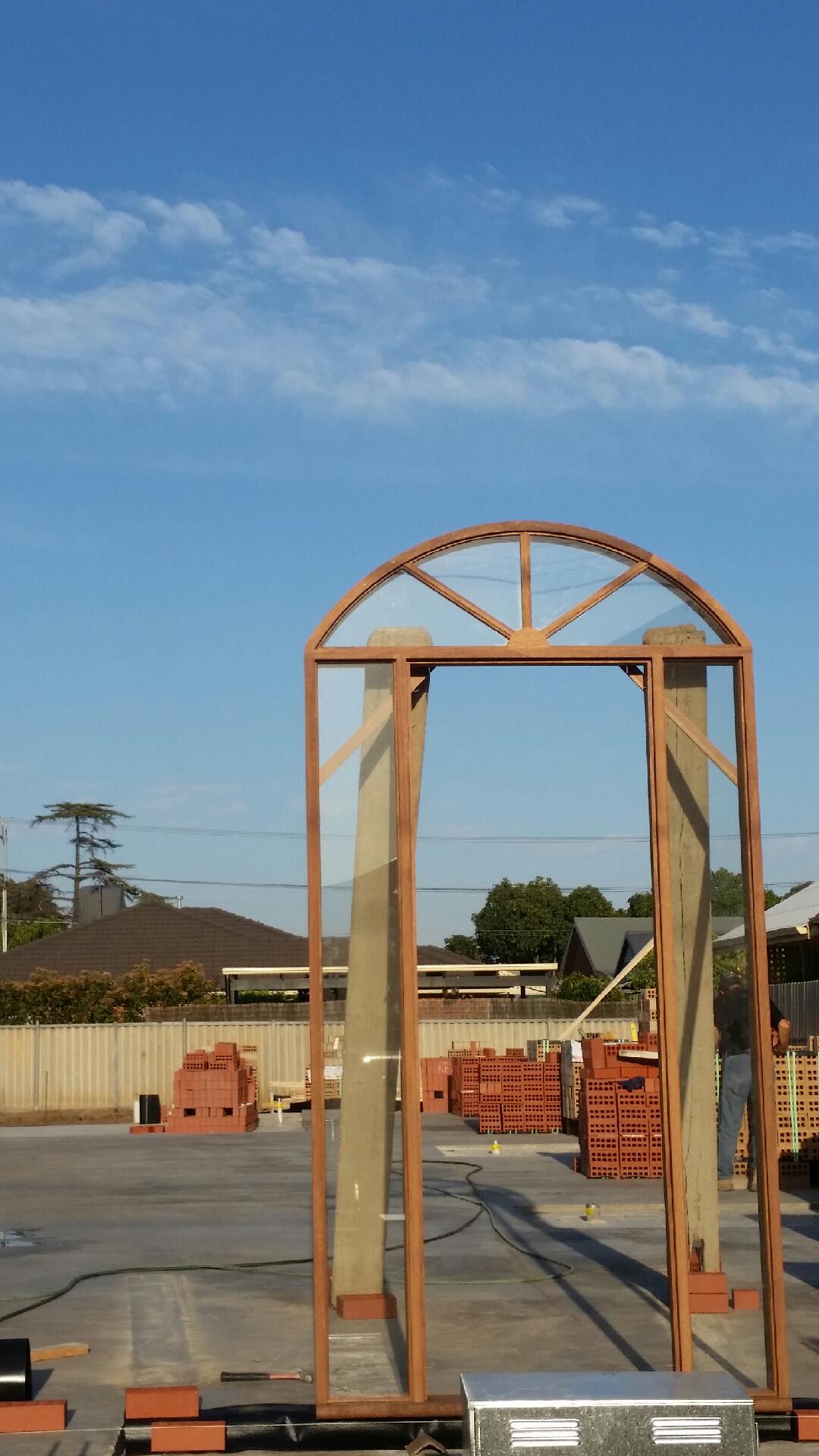 Meranti federation style door / Arched Merbrau door. – THE WINDOW MAN