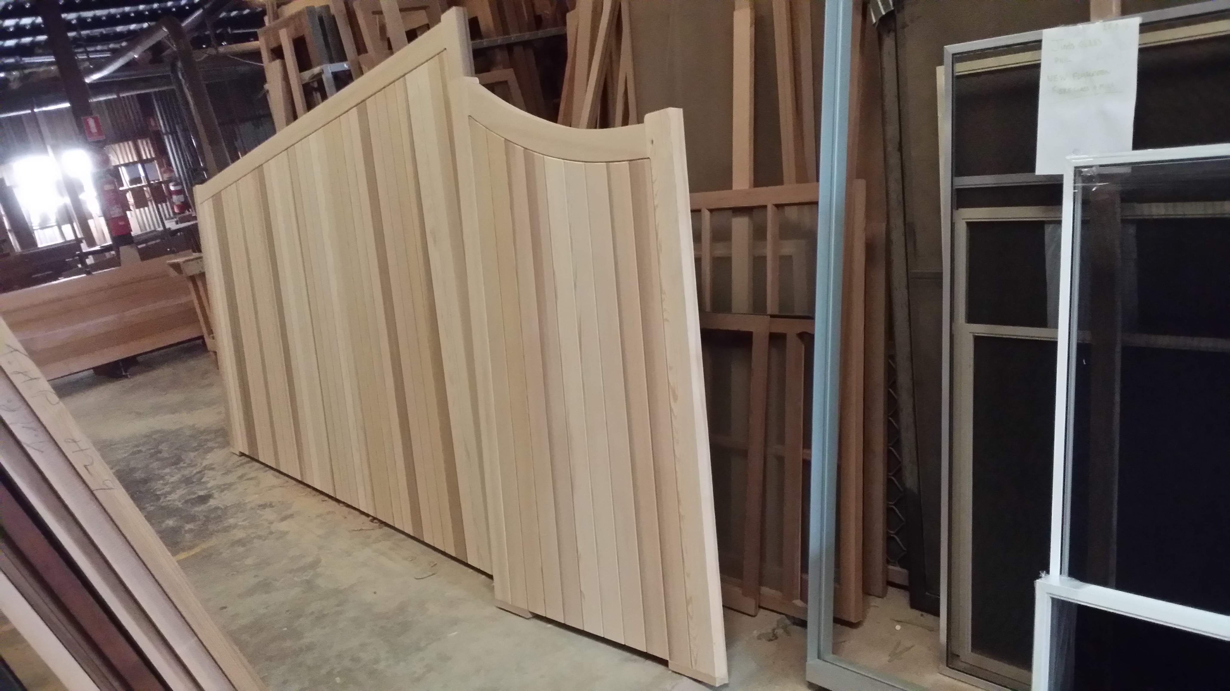 western red cedar – THE WINDOW MAN