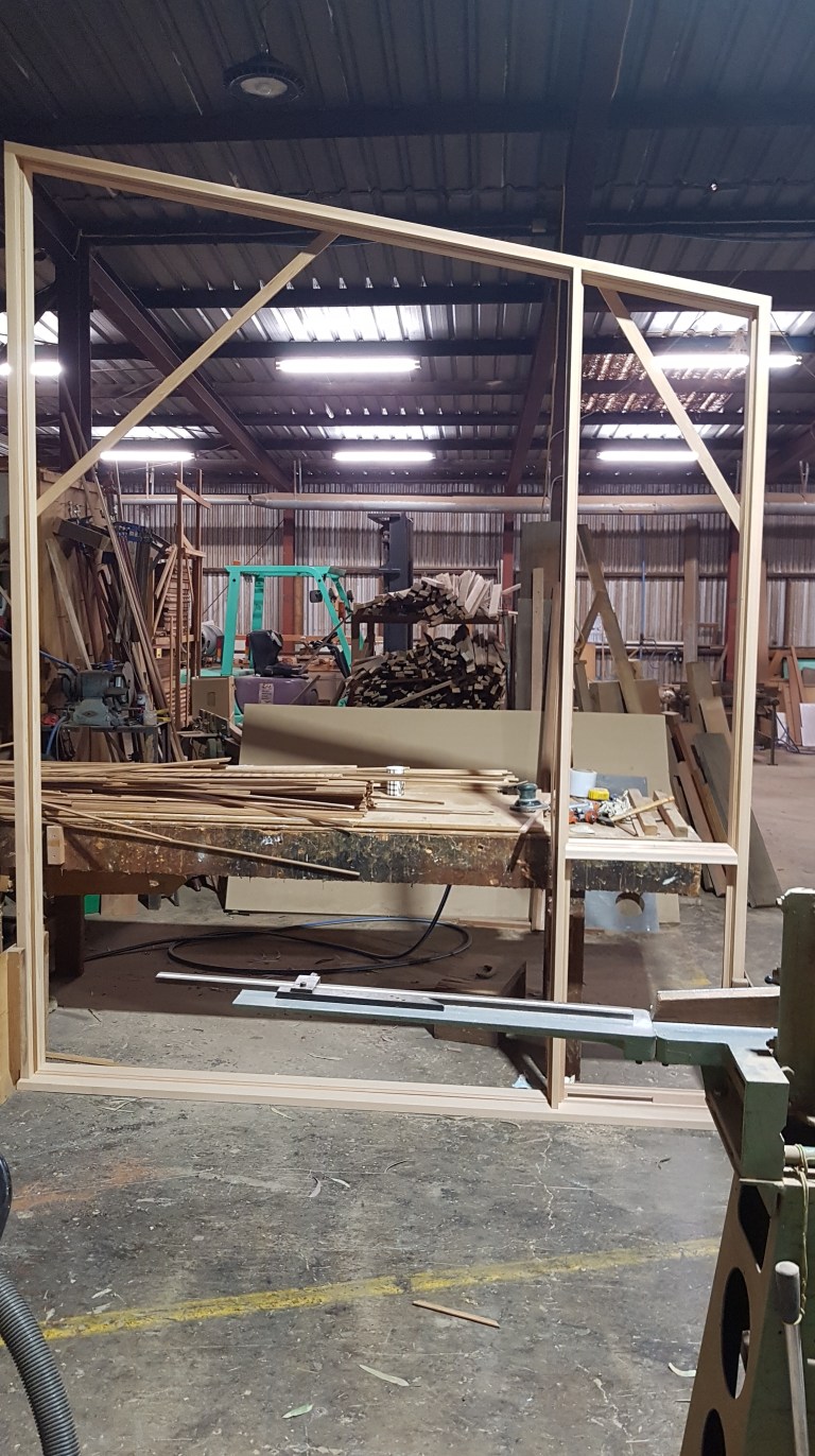 Raked frame – THE WINDOW MAN